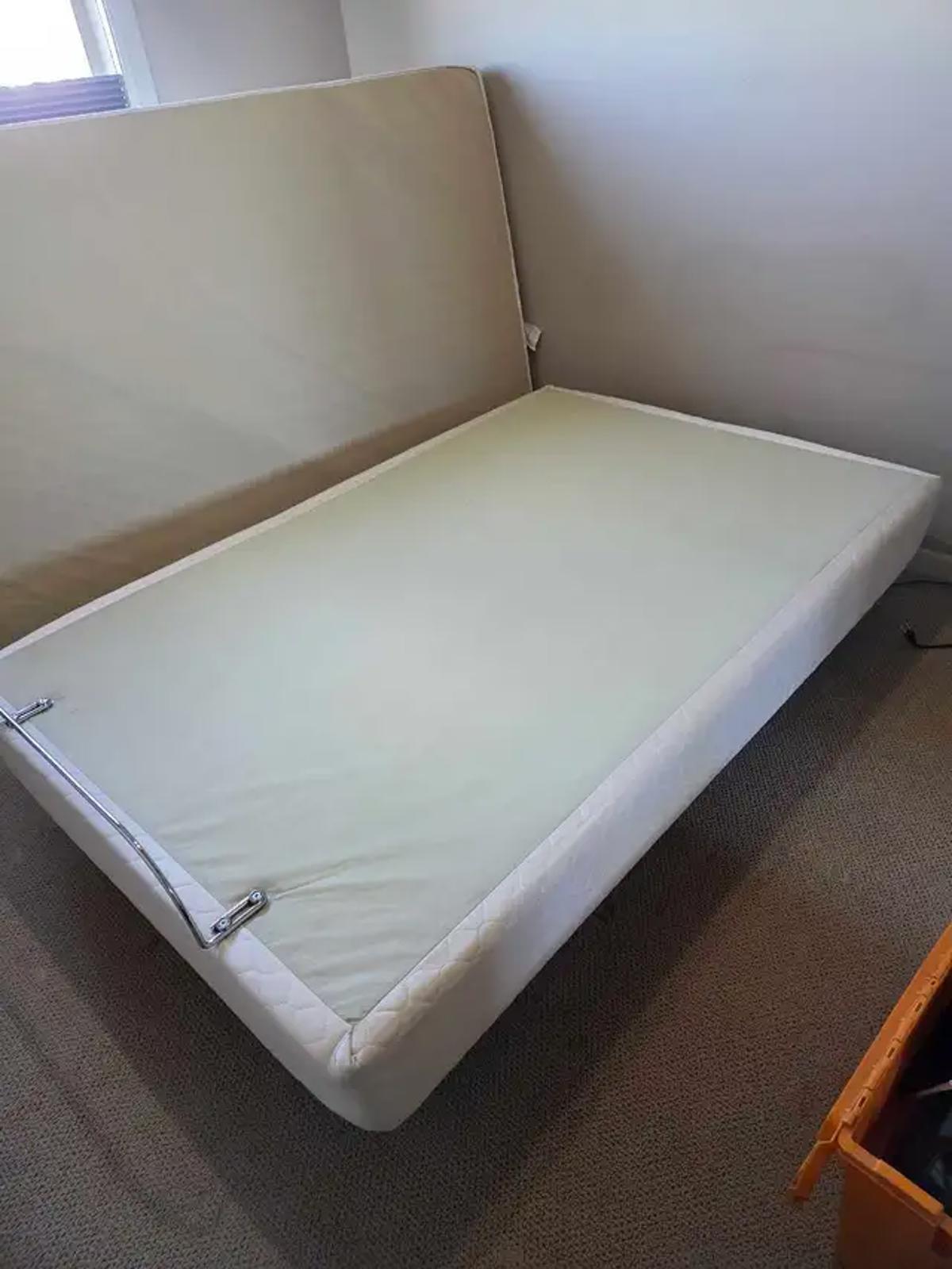 Sealy Full/Double Adjustable Bed Frame – Rebound Centre