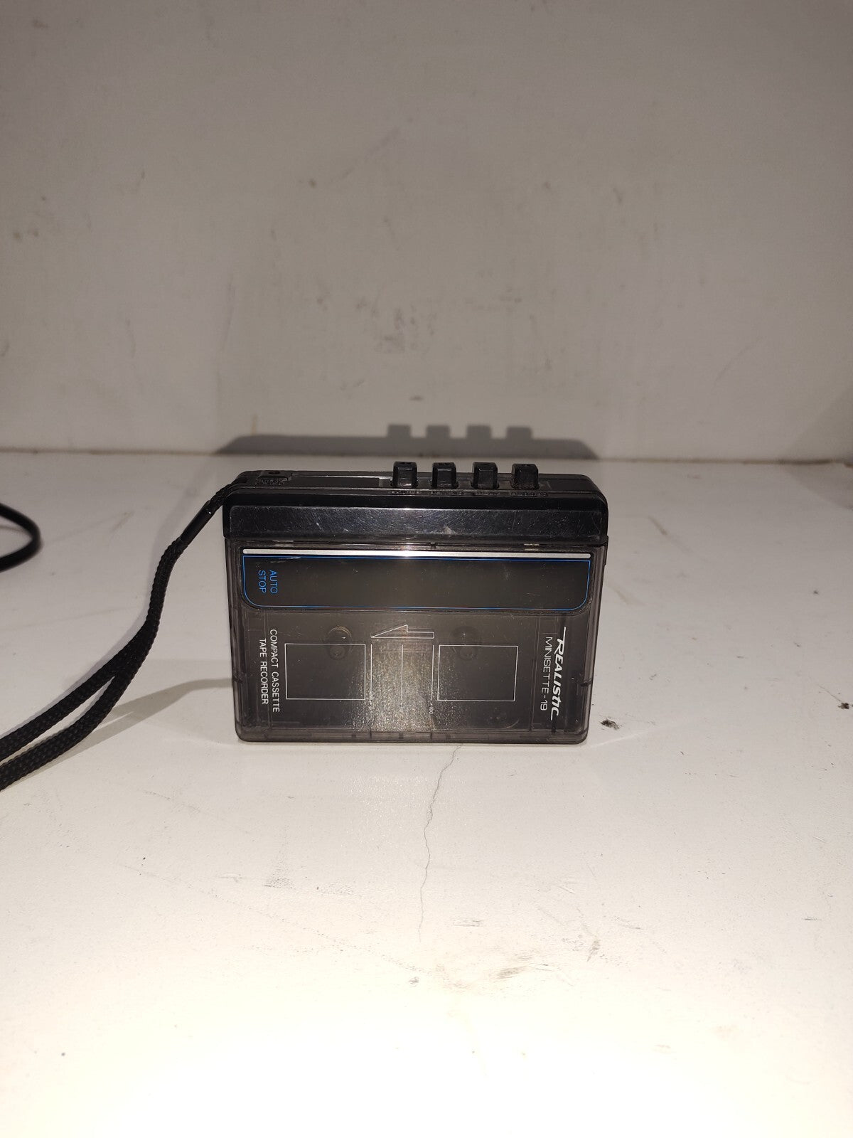 Vintage 1990s Realistic Minisette-19 Tape Player Recorder Walkman Cass ...
