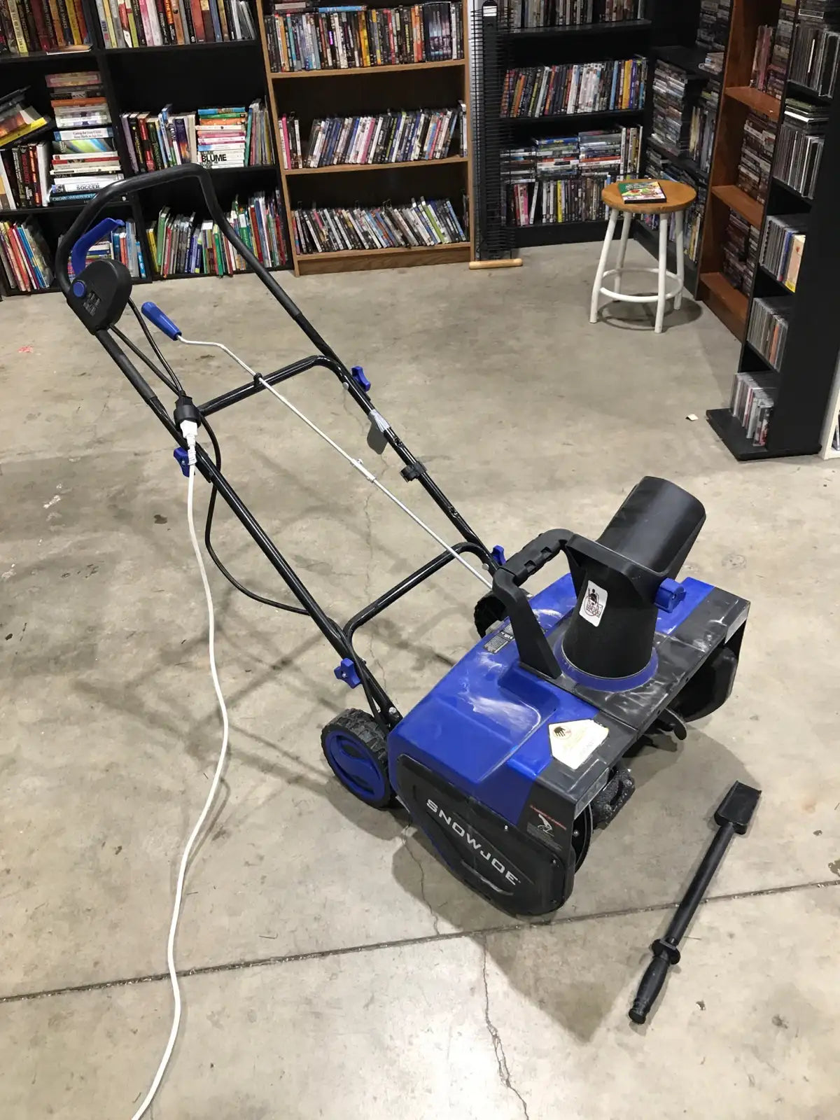 Snow Joe Electric Snowblower – Rebound Centre