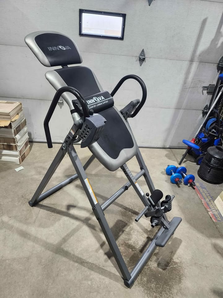Innova Health - Heavy Duty Deluxe Inversion Table with Air Lumbar Supp ...