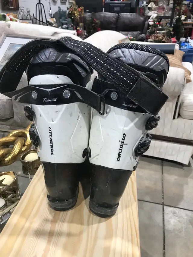 Dalbello Venom 90 Ski Boots (318 mm) – Rebound Centre